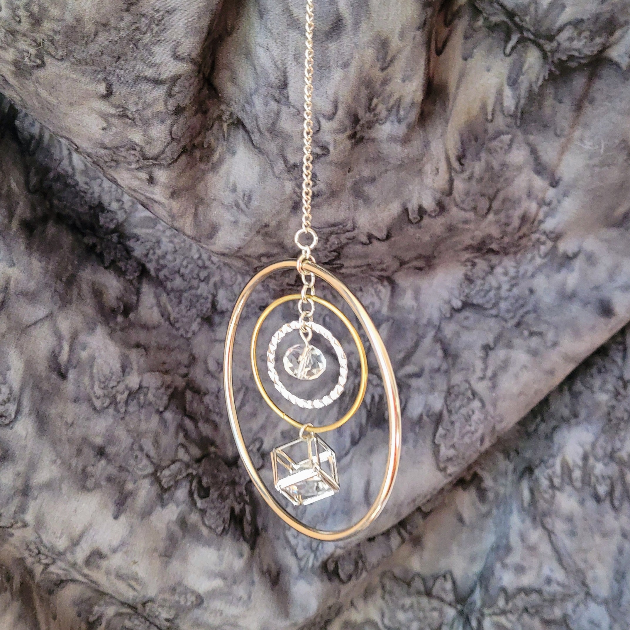 Chilling – Wire N Ice Designs by Lynn